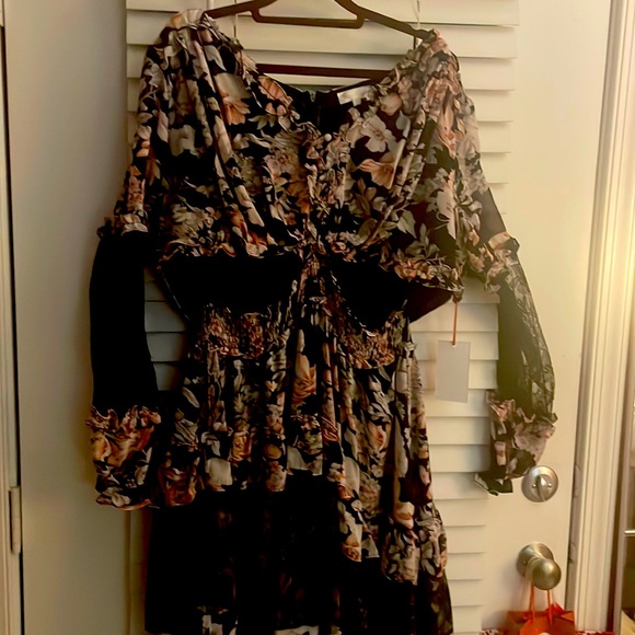 Dresses | Madrag Boutique Plus Sized Cut Out Sides Floral And Black ...